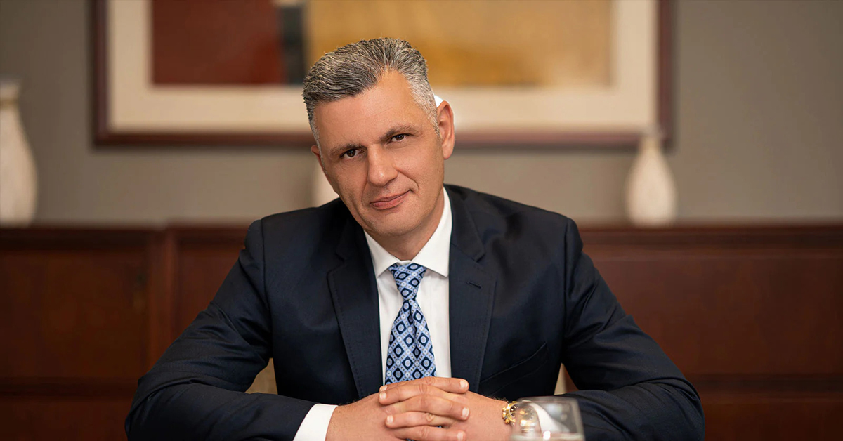 Select Real Estate Services | Glendale & Beverly Hills Top Agents